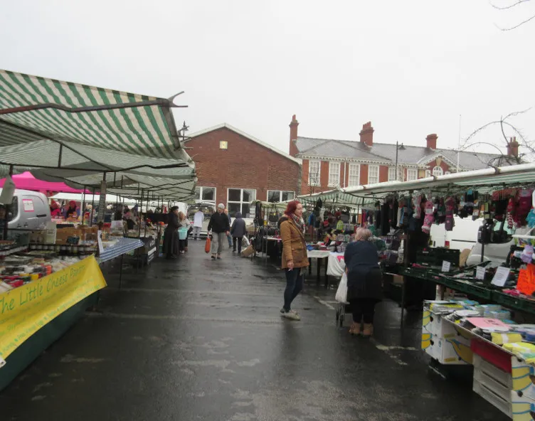 Book Trains to Cottingham | Book Cheap Train Tickets | Hull Trains